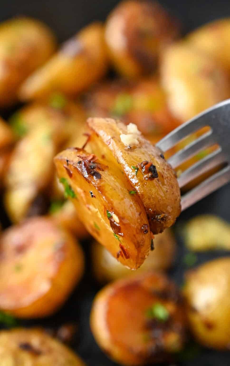 Honey Garlic Roasted Potatoes | Butter Your Biscuit